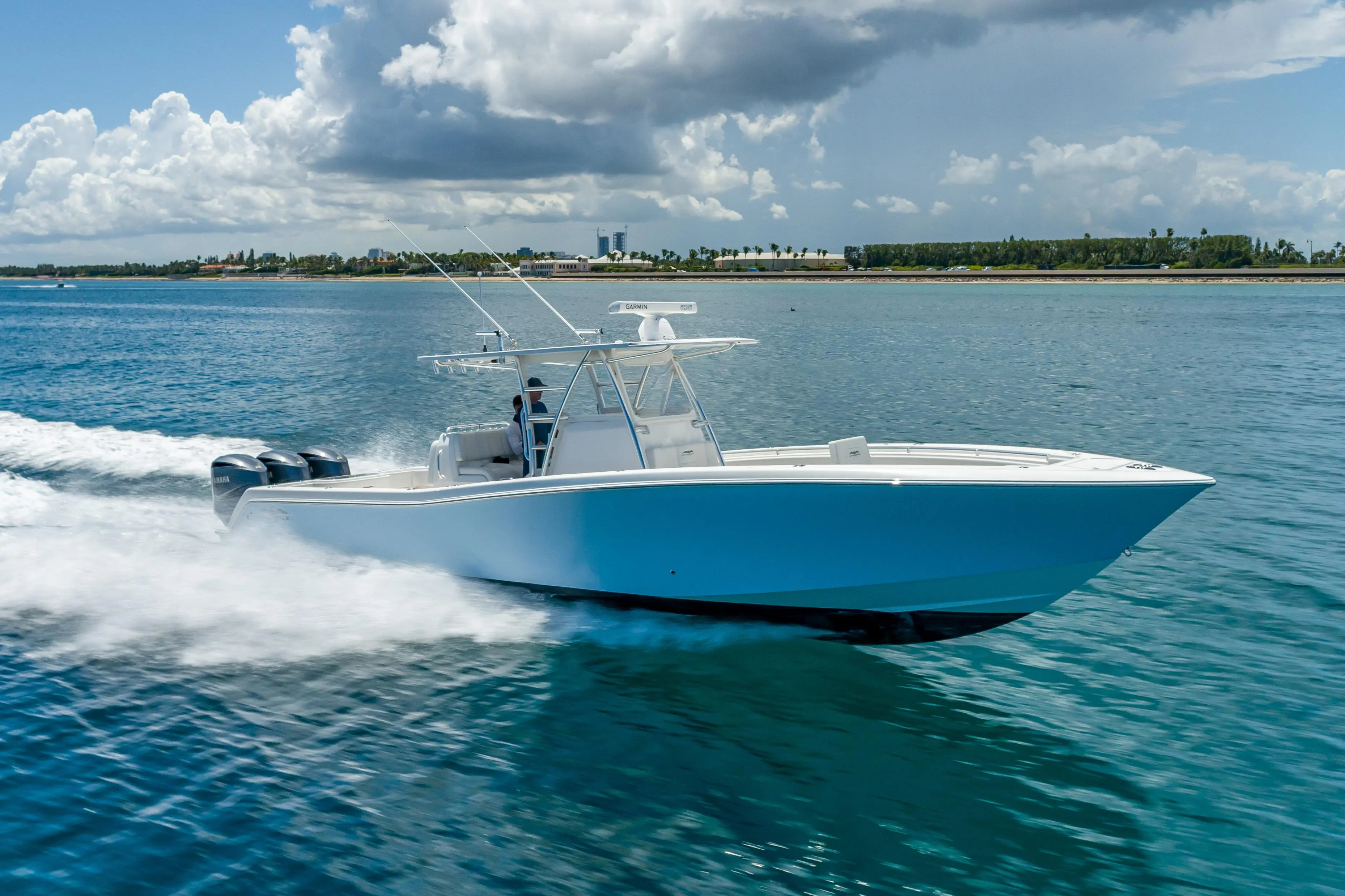 39 Invincible 2018 Singer Island, Florida