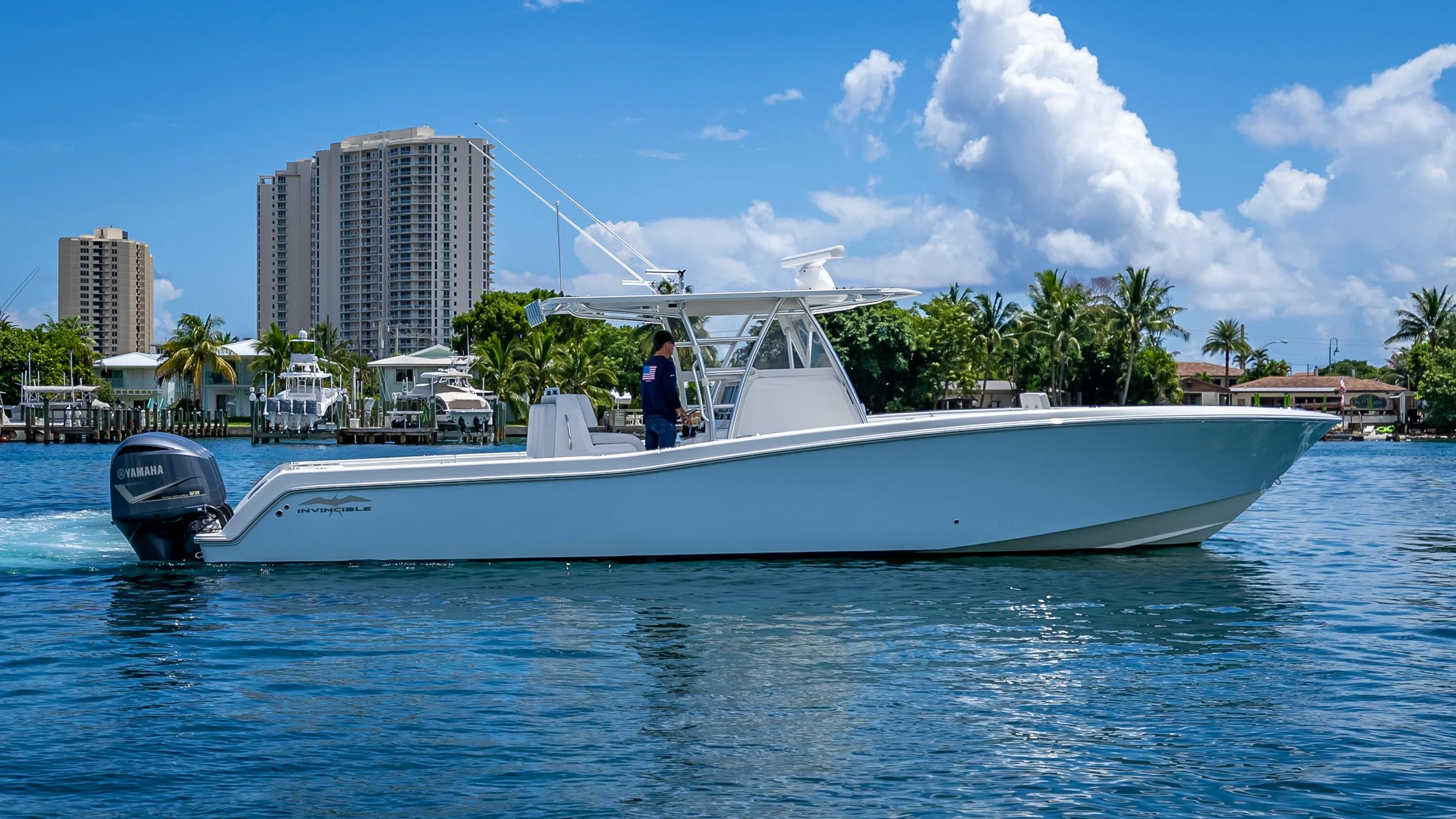 39 Invincible 2018 Singer Island, Florida