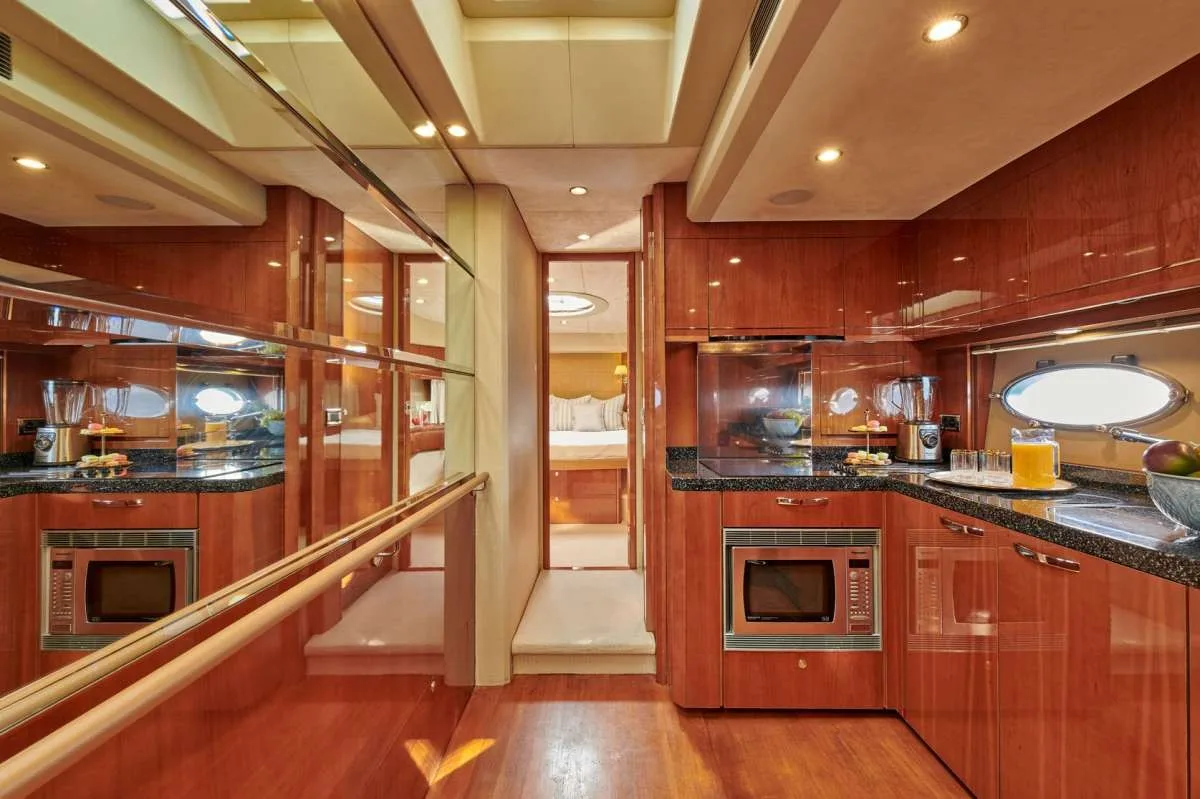 Ally Yacht Charter in Greece