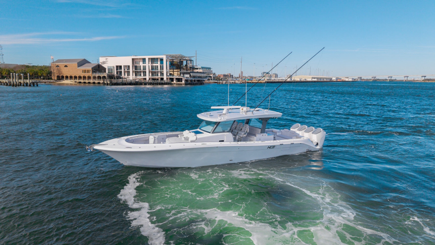 Bella Broka Yacht for Sale | 48 HCB Yachts Charleston, SC | Denison ...