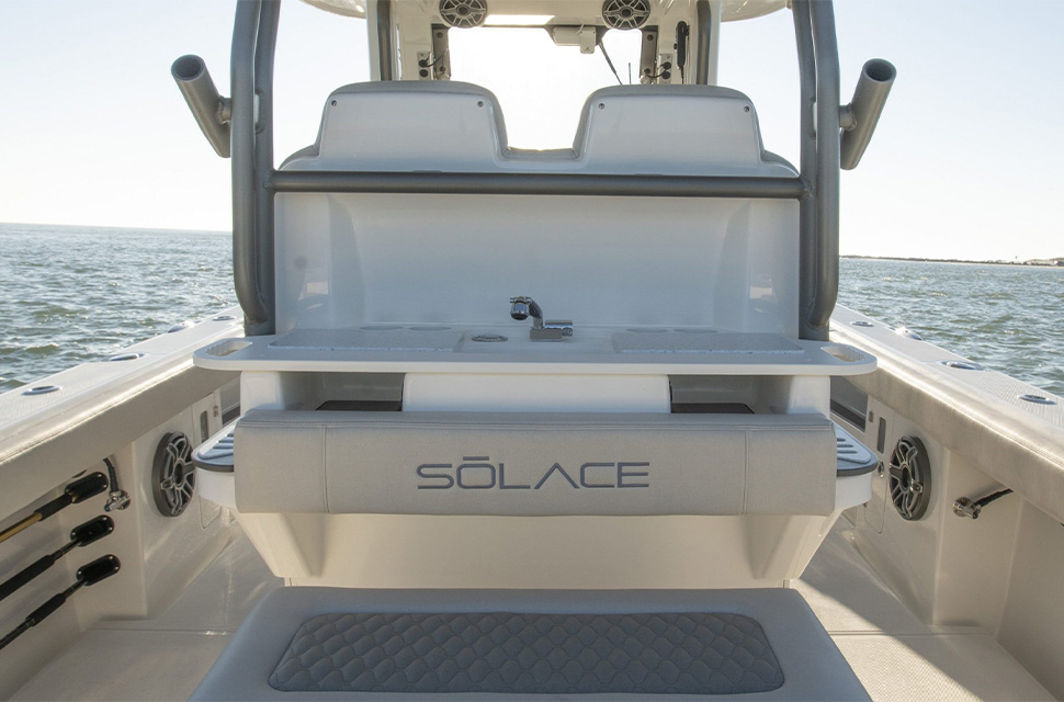 SŌLACE 32CS | New Boat Dealer